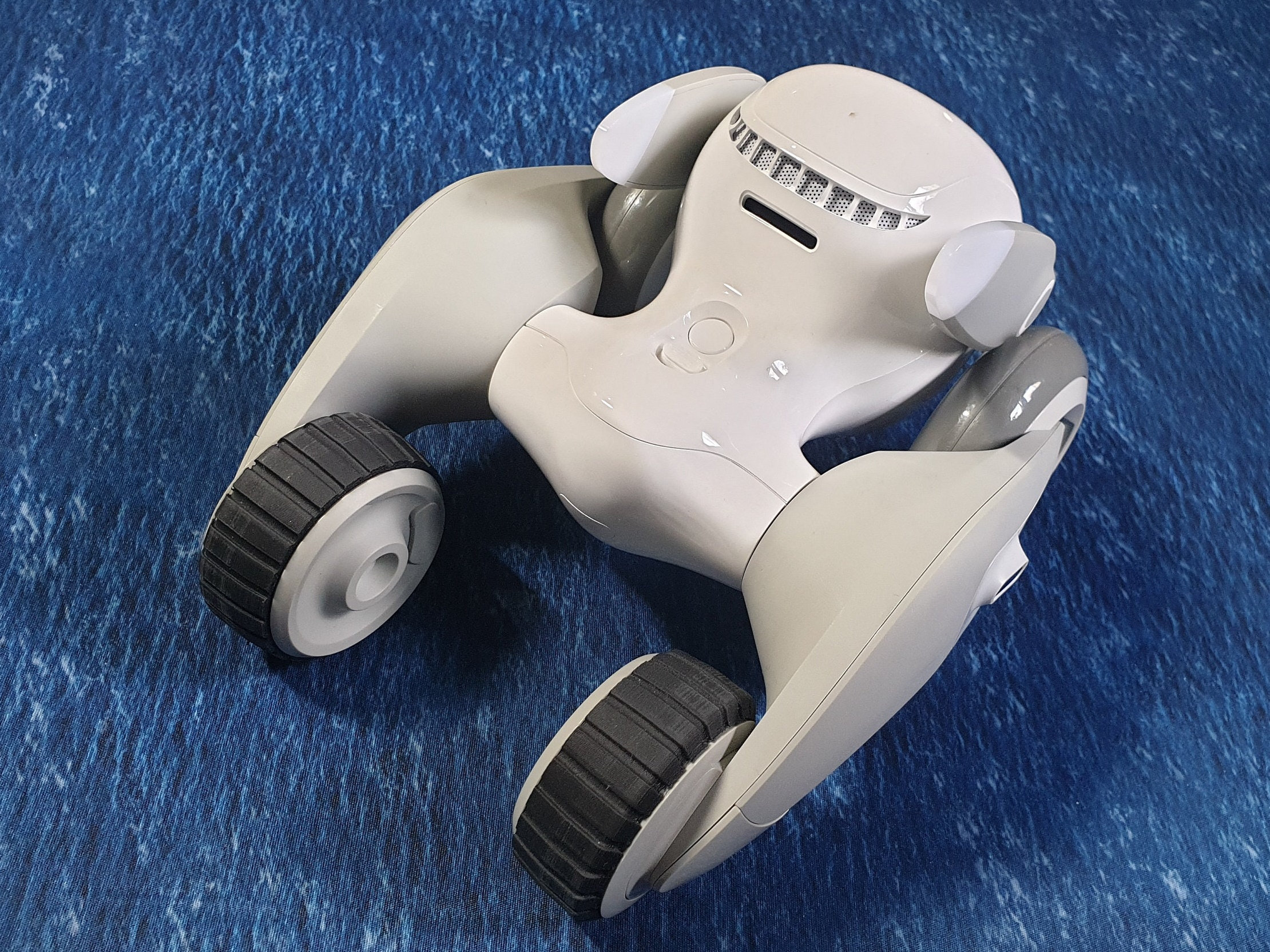 Micheloona: Back Wheels/tires With Treads for Loona Pet Robot to ...