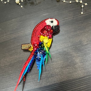 Handmade Parrot Brooch, Animal Pins, Gift for Wife, Bead Embroidered ...
