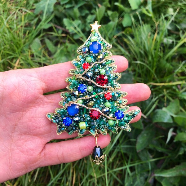 Christmas Tree Pin - Etsy