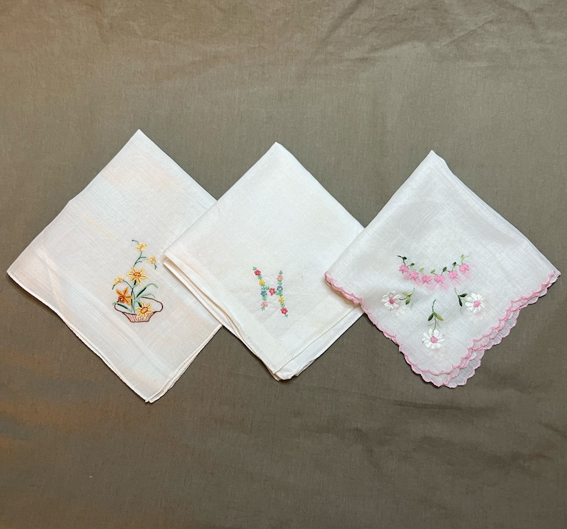 Embroidered Floral Vintage Handkerchiefs, Group of Three, Daffodil ...