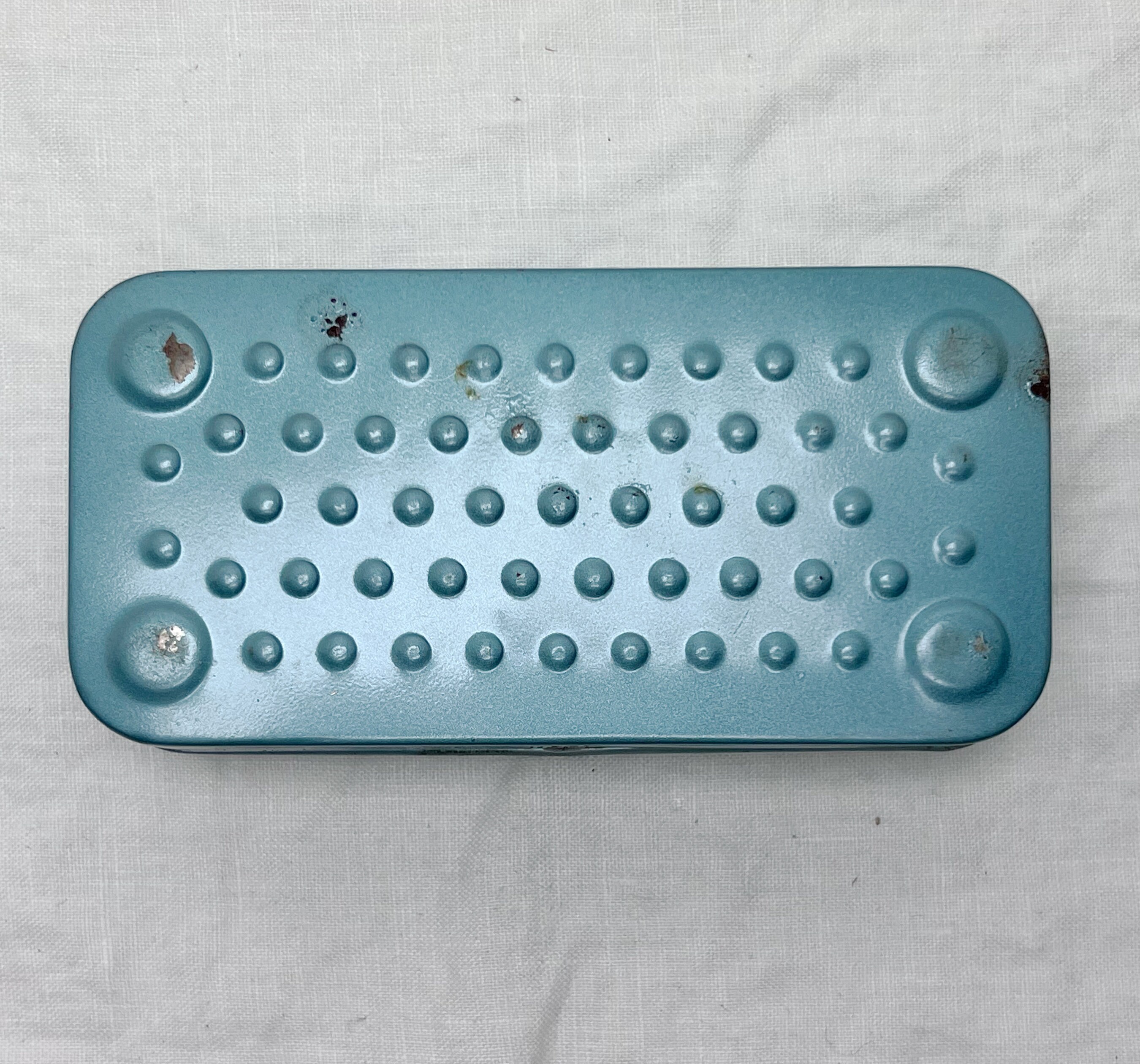 Vintage Metal Sewing Machine Accessory Box With 17 Original Accessories ...