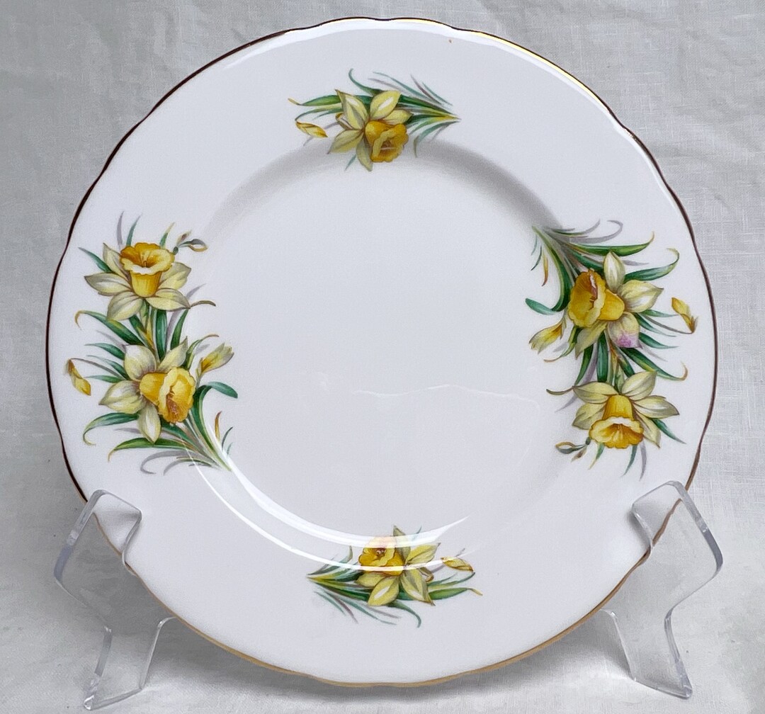 Tuscan Daffodils Birthday Flowers Dessert or Salad Plate, Fine Bone ...