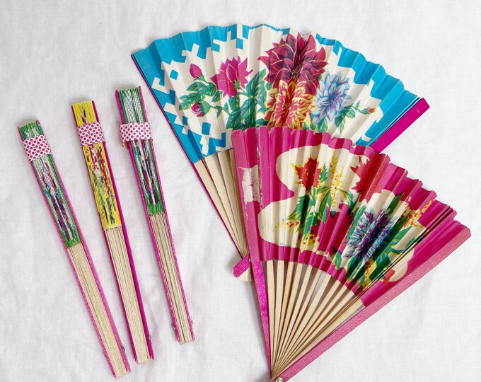 Lot of 5 Vintage Chinese Asian Folding Paper Fans With Wood Frames ...