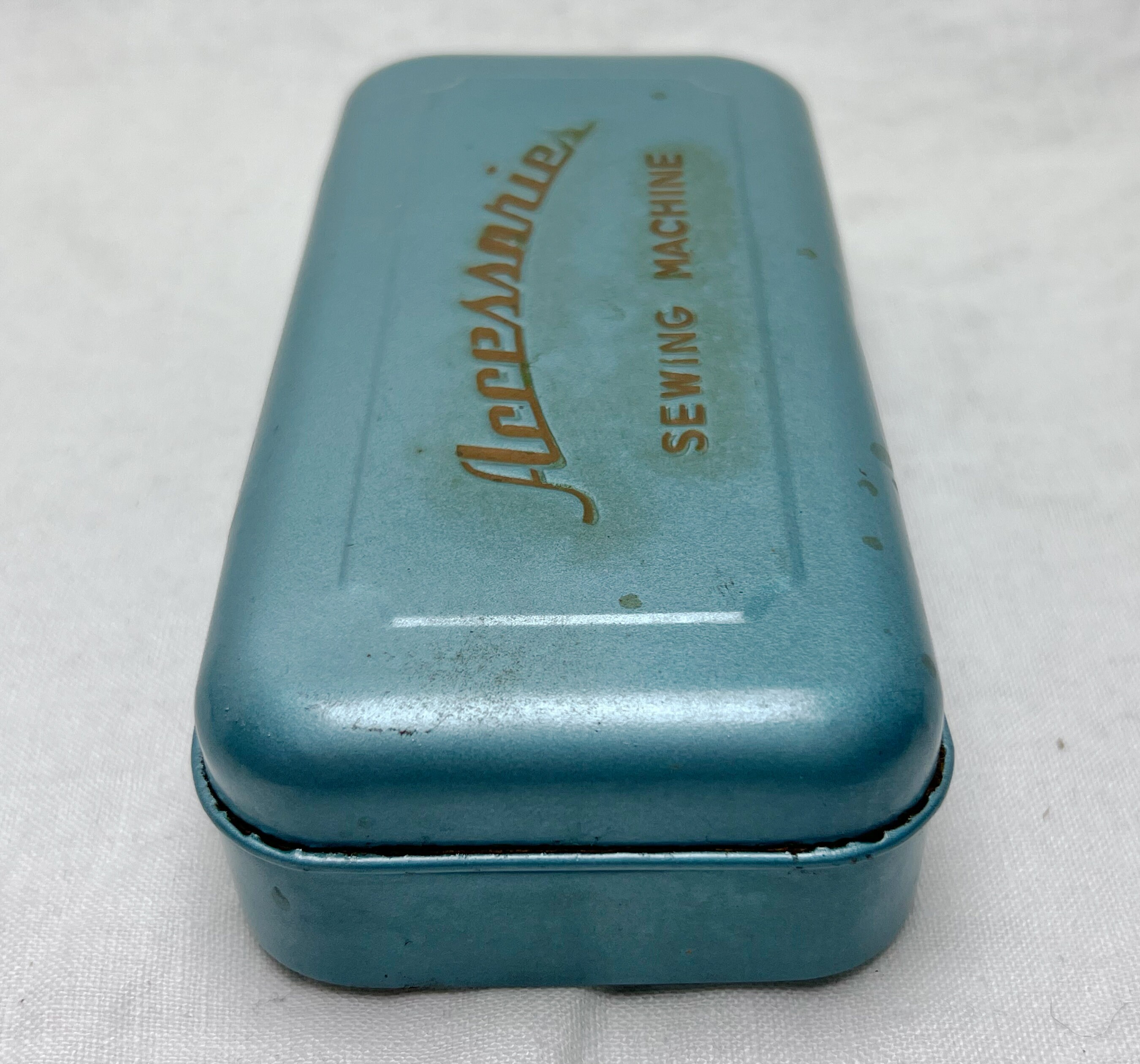 Vintage Metal Sewing Machine Accessory Box With 17 Original Accessories ...