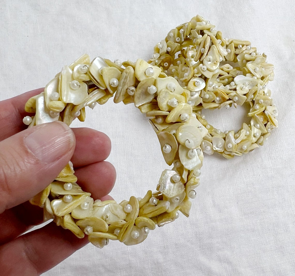 Set of Four Mother of Pearl Puka Shell Napkin Ring Holders With Seed ...