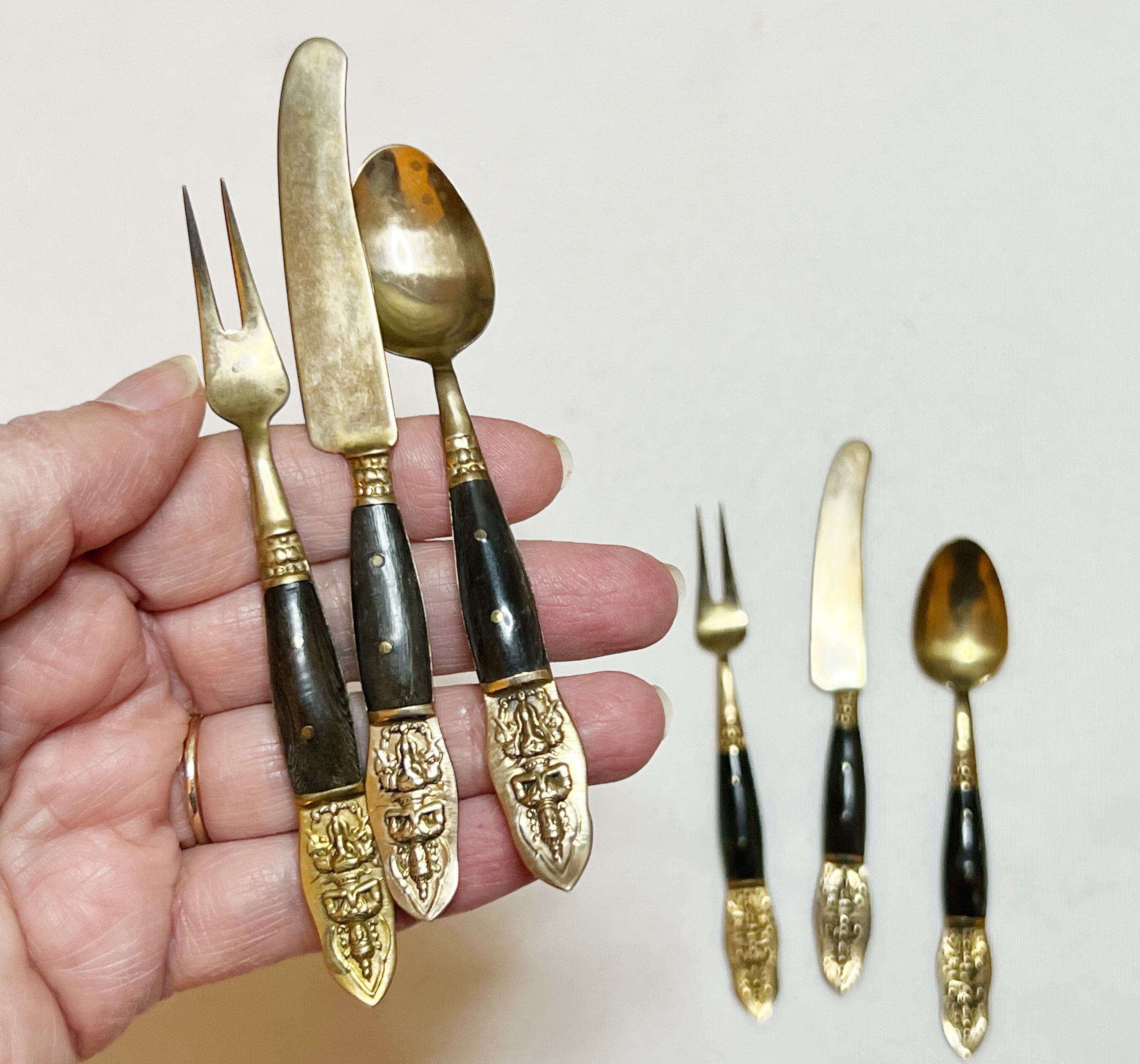Thai Cocktail / Canapé / Appetizer Utensils With a Hindu Inspired ...