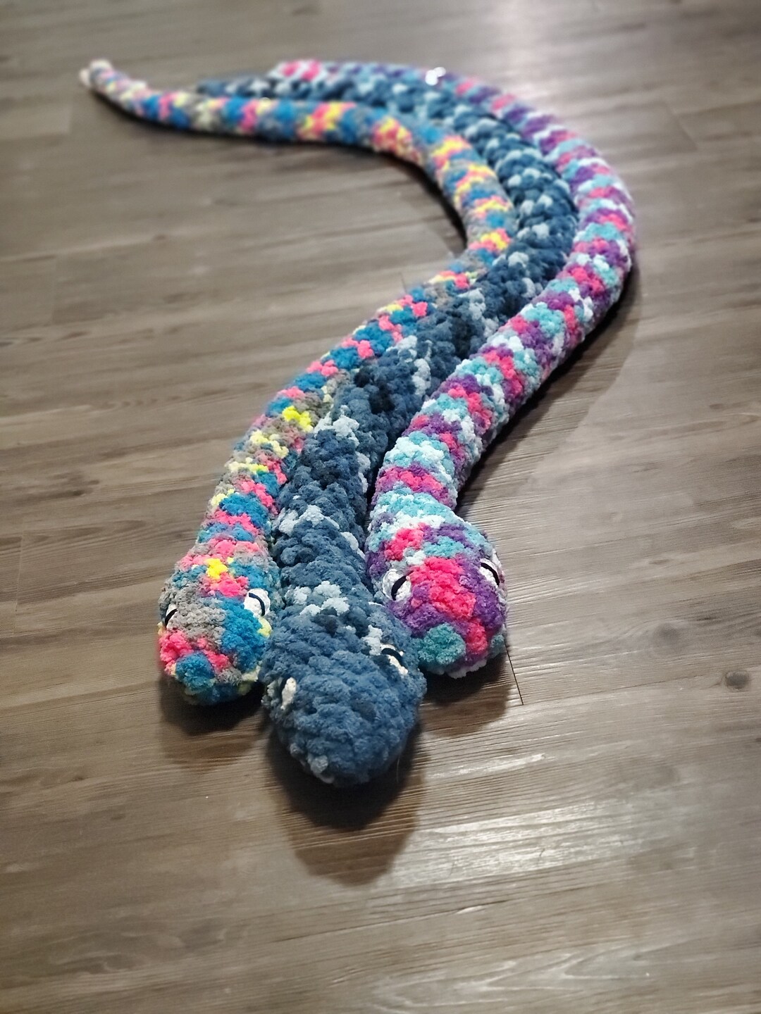 Soft, Cuddly Snake Plush, 5ft to 6ft Long. Various Colors. XL Snakes ...