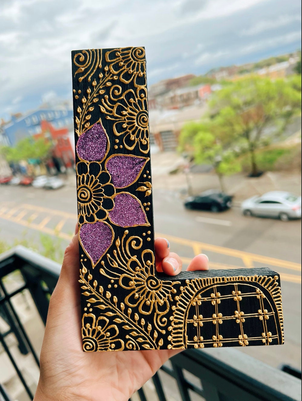 Henna Letter// Hand Painted// High Quality Wood// Gift - Etsy