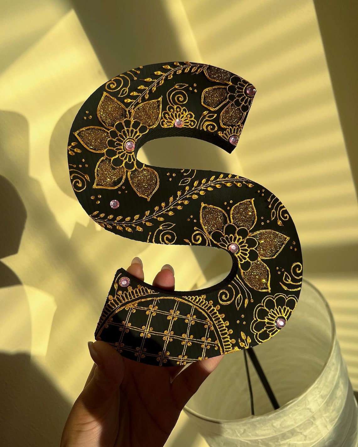 Henna Letter// Hand Painted// High Quality Wood// Gift - Etsy