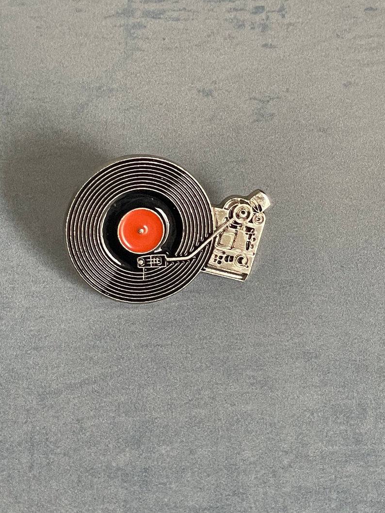 Vinyl Record Player Enamel Pin Badge: 80s 90s Retro Music Lover Gift - Etsy