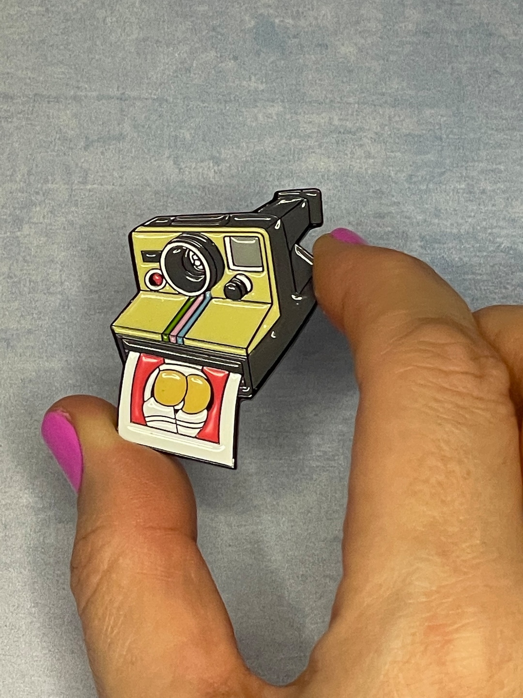 Funny Polaroid Camera Enamel Pin Badge: 80s/90s Nostalgia Gift - Etsy