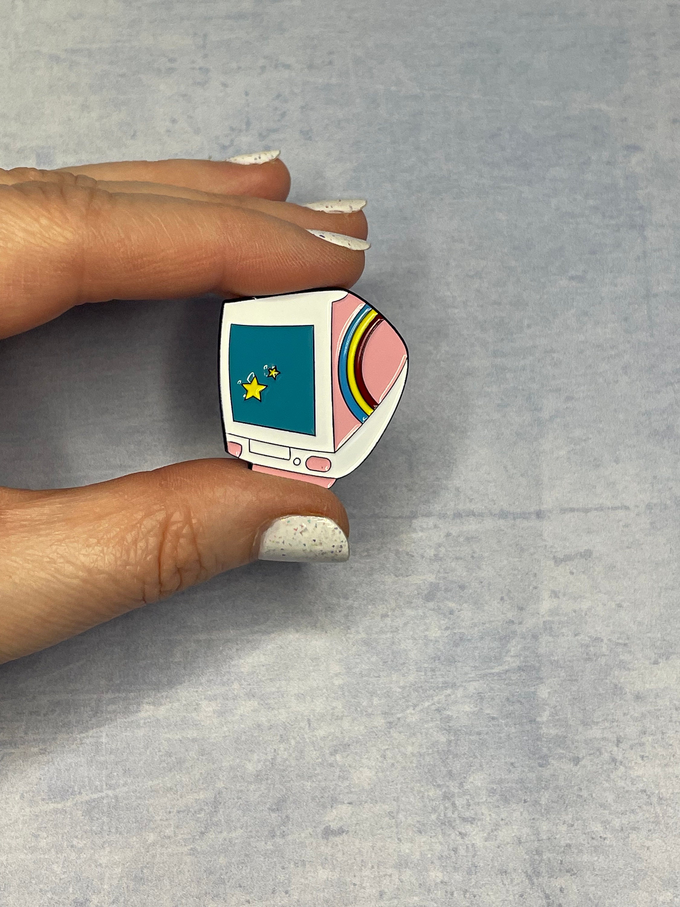 80s 90s Child Vintage Throw Back Retro Lapel Pin Enamel Badge Computer ...