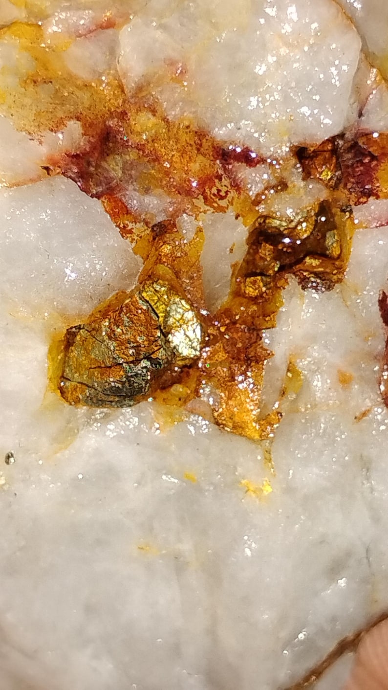 NATIVE 24k Gold in Milky Quartz Nugget!! - Etsy