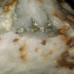 6LB Extremely Rare Blue Gold Quartz Ore!! Beautiful Surface 22k Gold ...