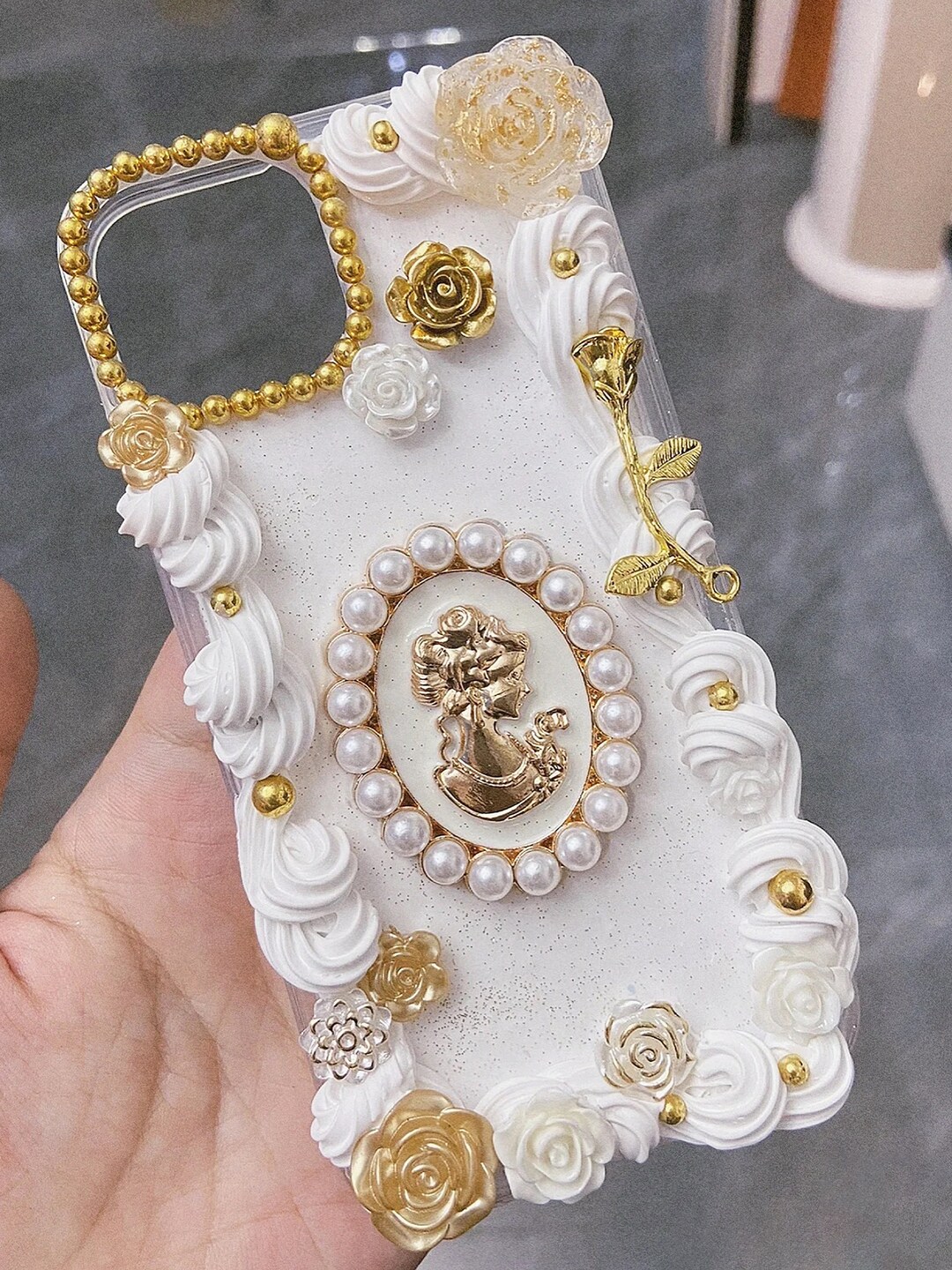 White and Gold Portrait Gorgeous Baroque Style Decoden Phone Case for ...