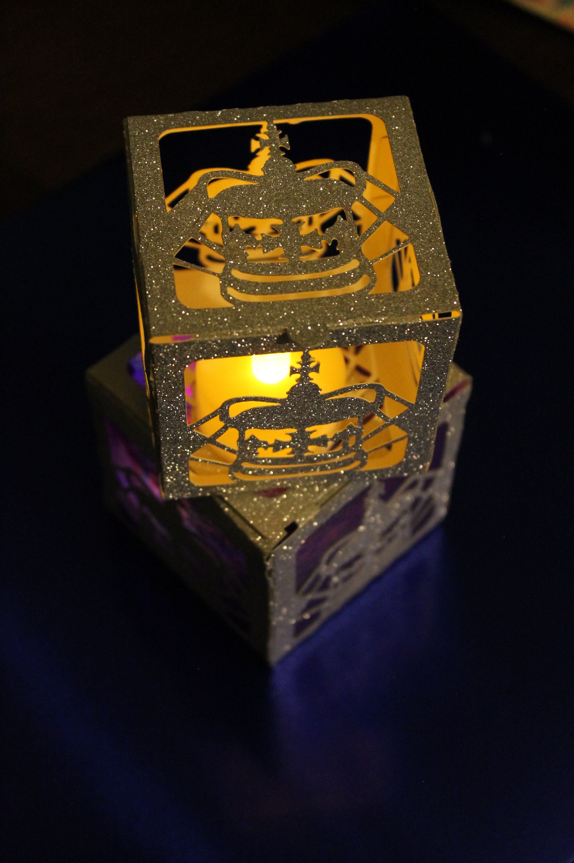 Crown Light Shadow Box Cricut SVG Glueless. DIY Night Light, Carrying ...