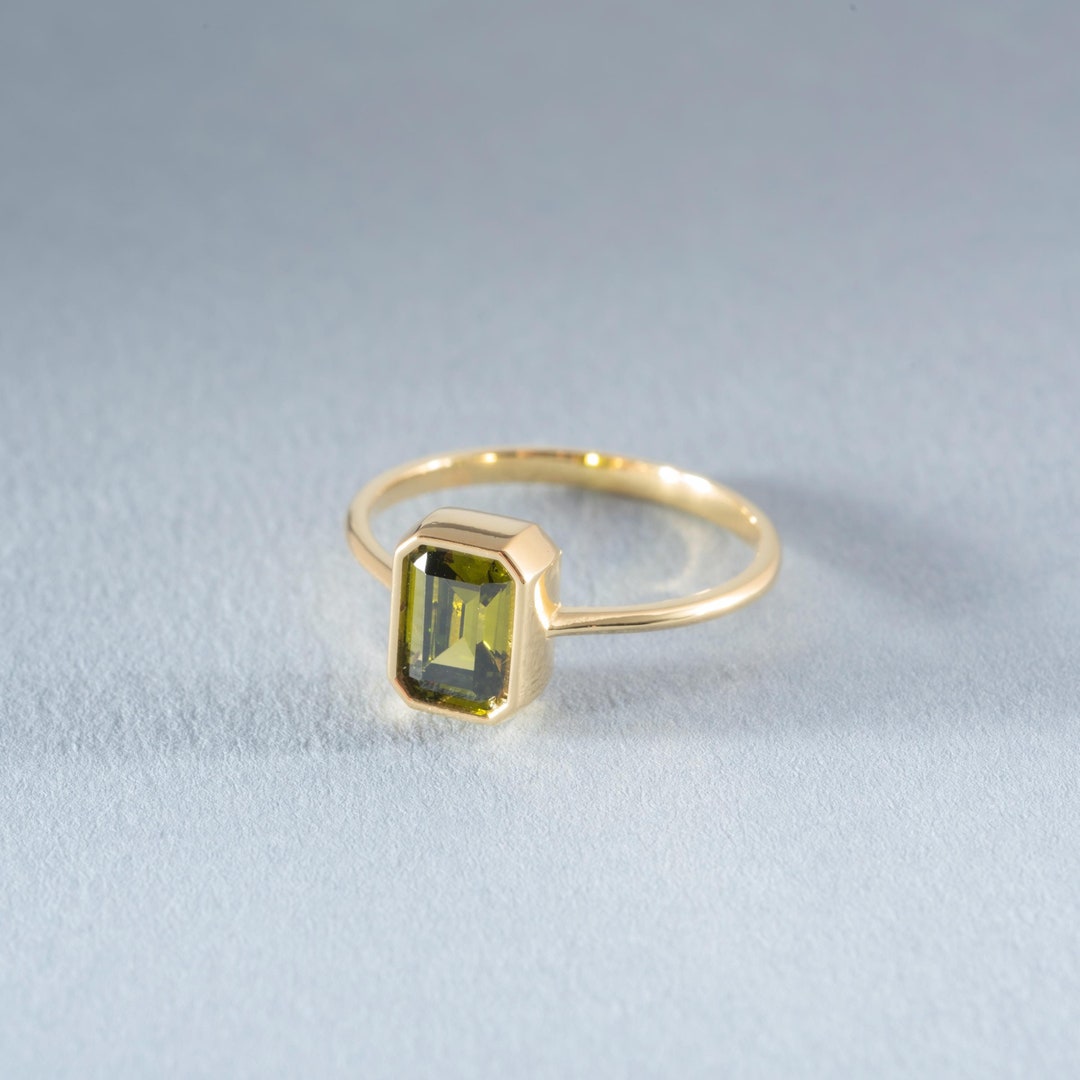 14K Solid Gold Peridot Ring, Rectangular Cut Ring, Elegant August ...