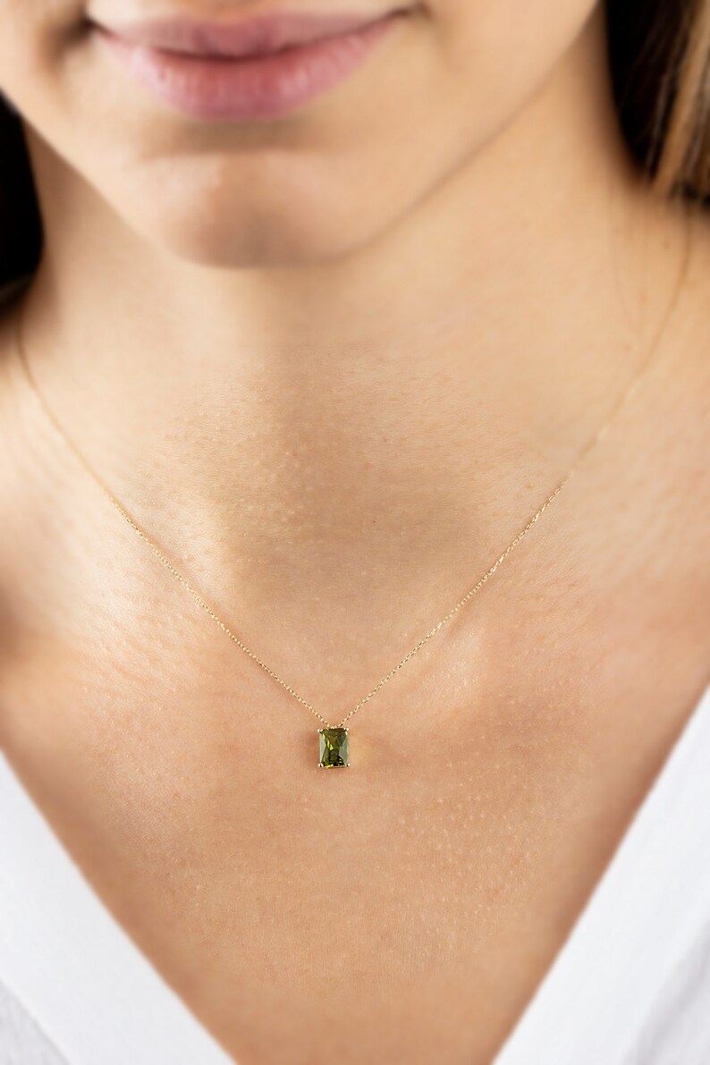 14K Solid Gold Rectangle Peridot Necklace Minimalist - Etsy