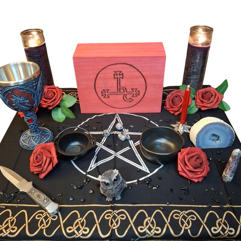 Altar Box Lilith - Etsy