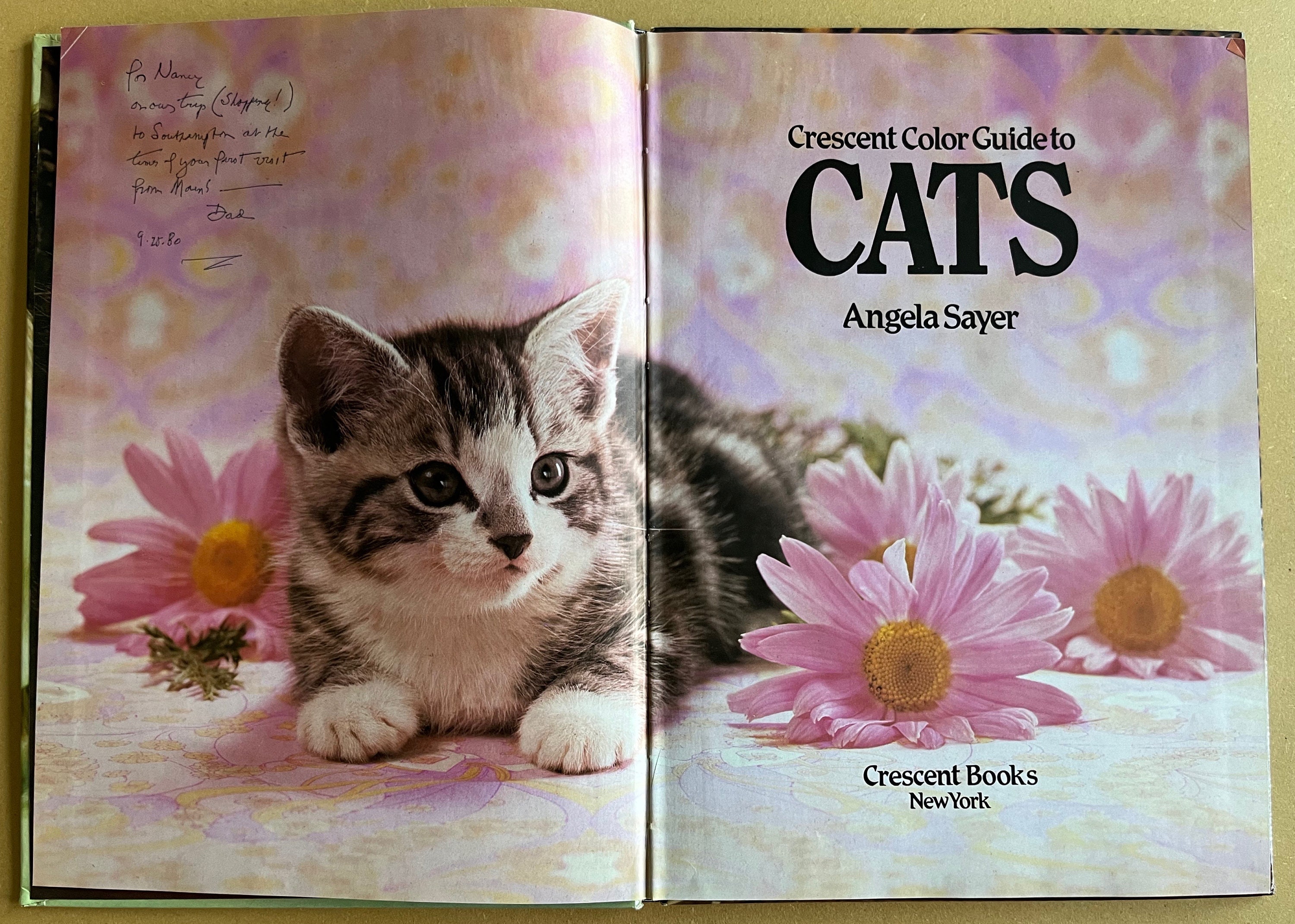 Crescent Color Guide to Cats by Angela Sayer (1980) - Etsy