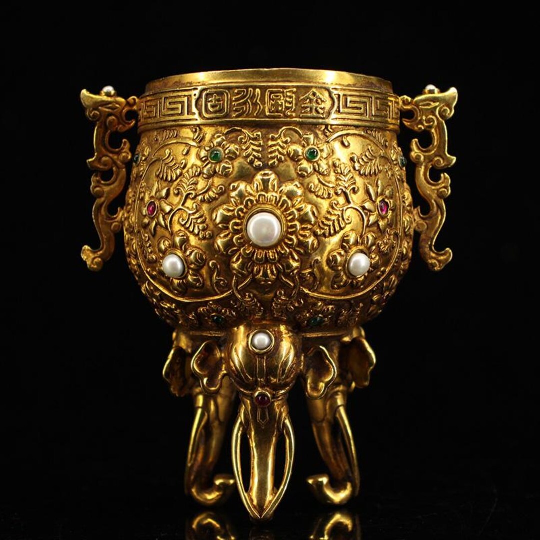 Collecting Pure Copper Handmade Carving, Gilded Gold Inlaid With ...