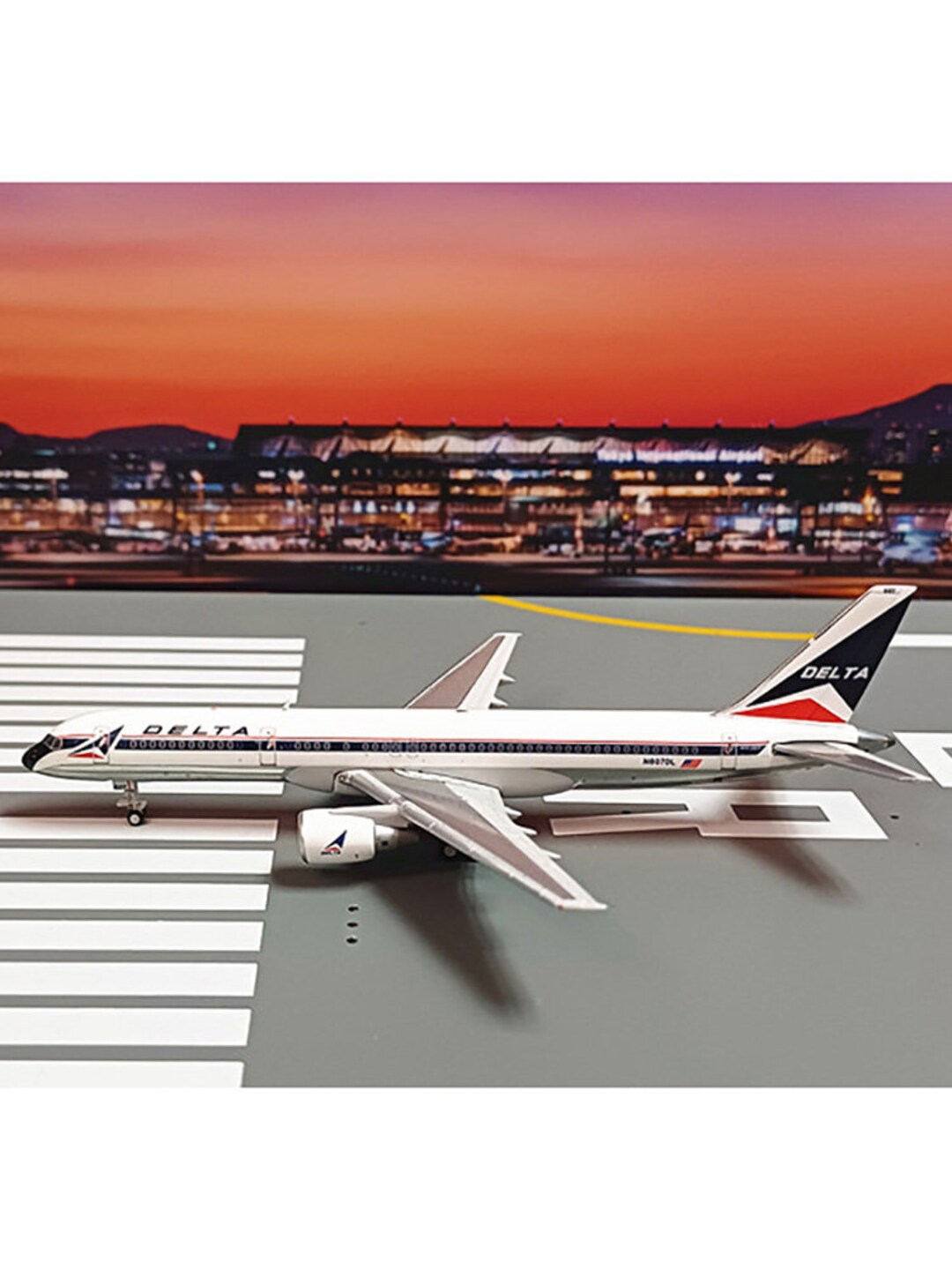 Die Cast B757-200 GJDAL2235 Aircraft Alloy Plastic Model 1:400 Scale ...