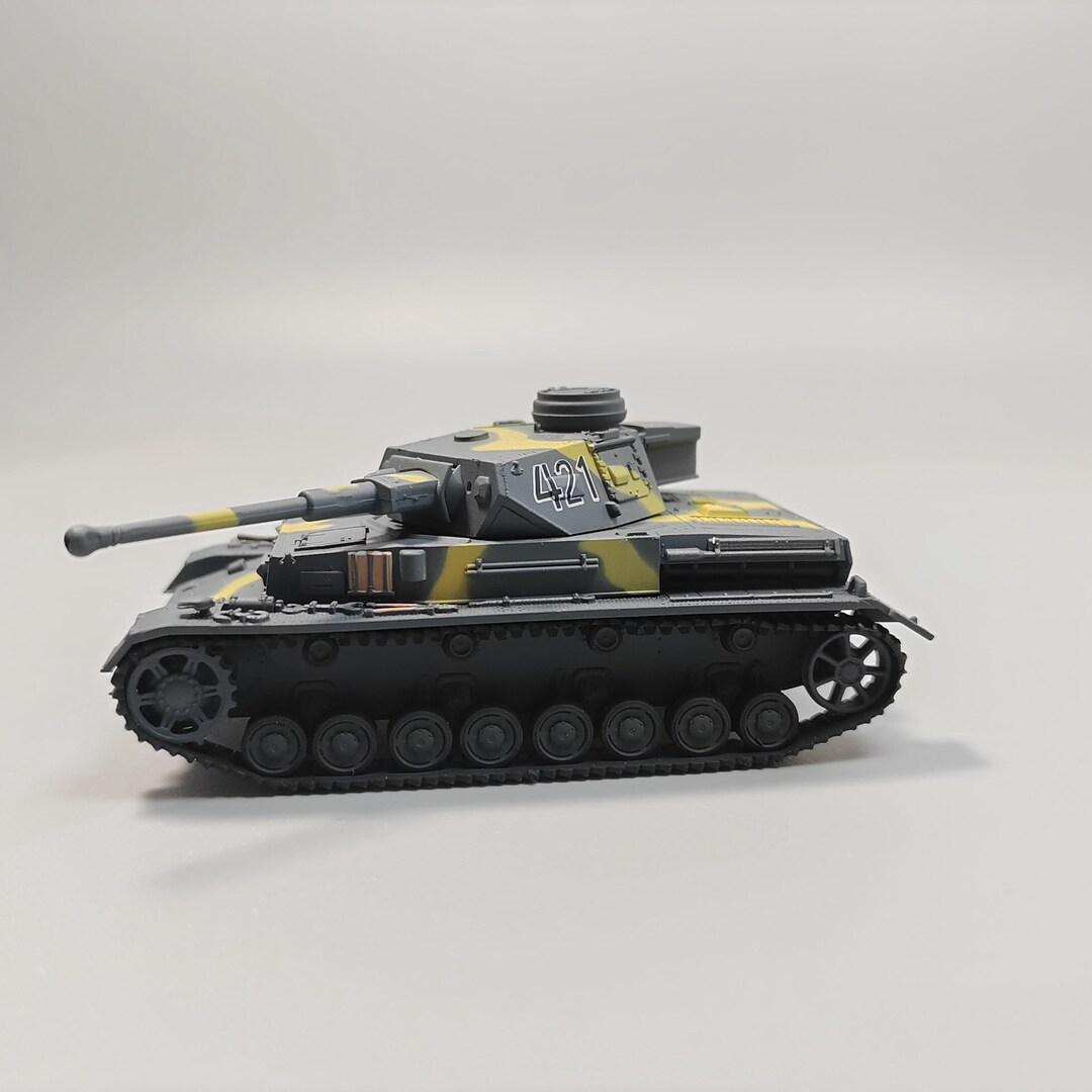 Cast World War II German Panzer IV Model G-type Scale 1:72 Plastic ...