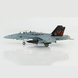 Die Cast F/A-18D Fighter Jet Alloy Plastic Model 1:72 Scale Toy Gift ...