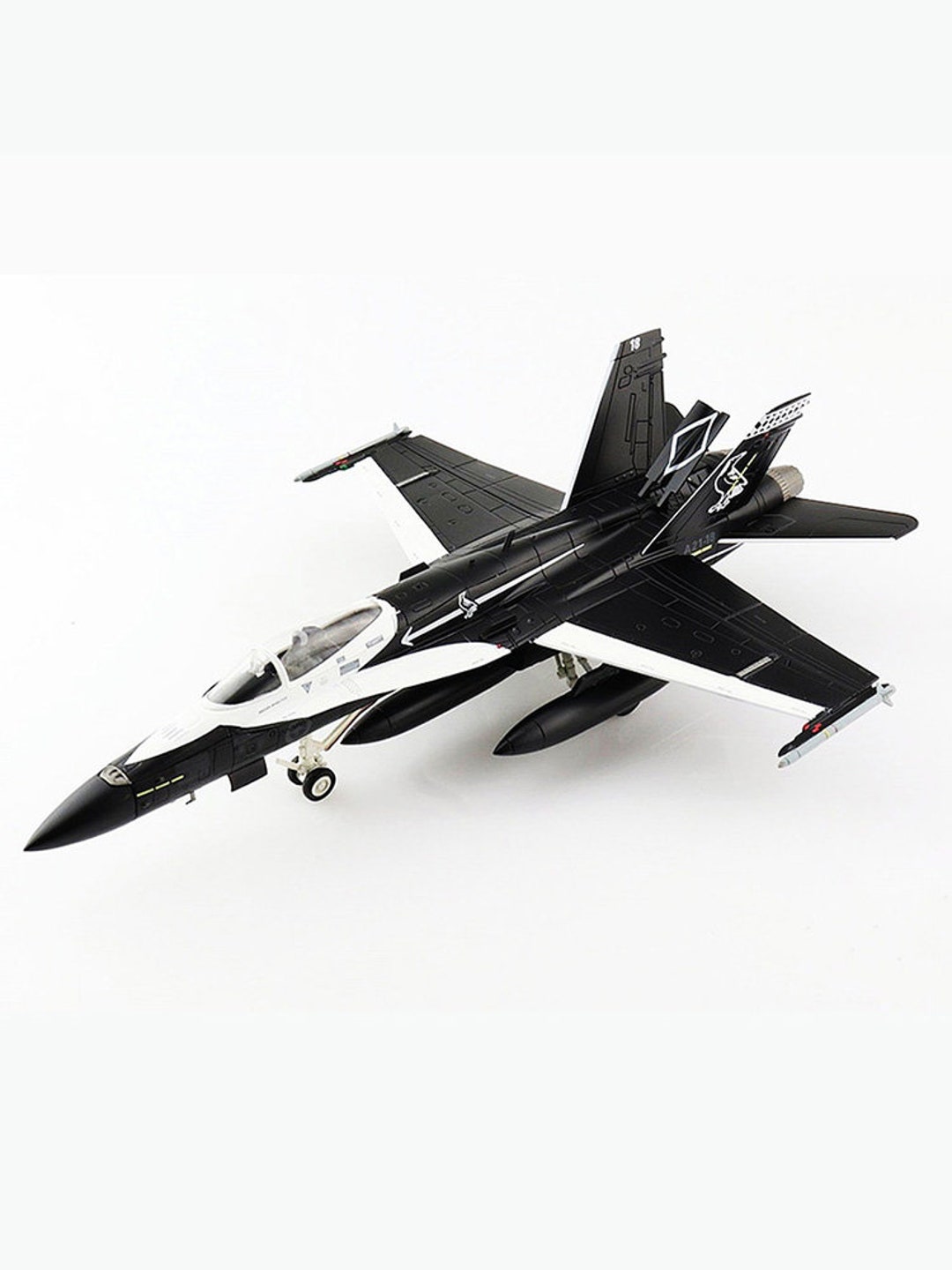 Die Cast Australian Air Force F-18 Fighter Jet Alloy Plastic Model 1:72 ...