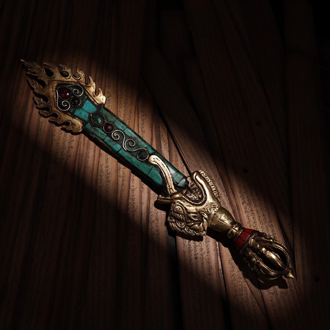 Old Tibetan Xizang Pure Copper Tibetan Craft Inlaid Gem Manjusri Sword ...