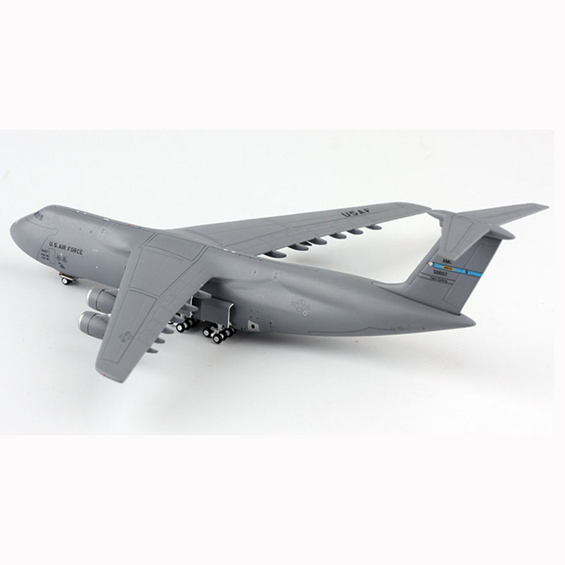 Die Cast C-5M US Air Force Transport Aircraft Alloy Model 1:400 Scale ...