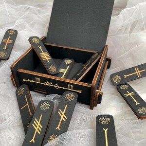 Ogham's Fortune Rune Set // Ogham Runes // Celtic Runes // Altar Tool ...