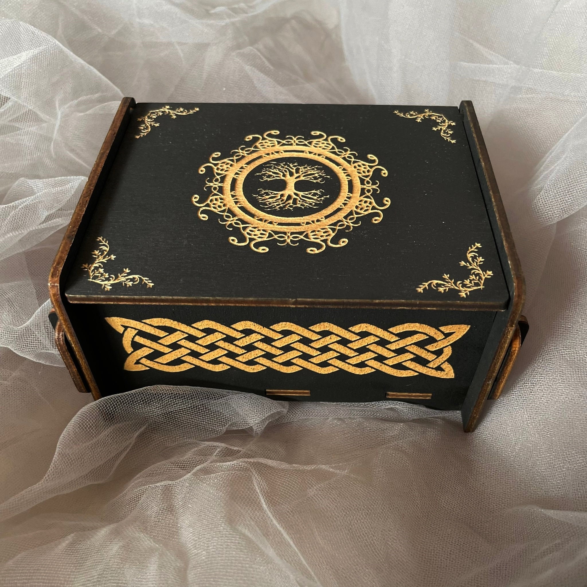 Wiccan Box // Jewelry Box // Witch Box // Altar Box // Tarot - Etsy