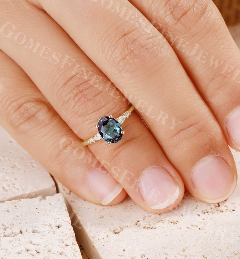 Vintage Alexandrite Engagement Ring Unique Oval Alexandrite - Etsy