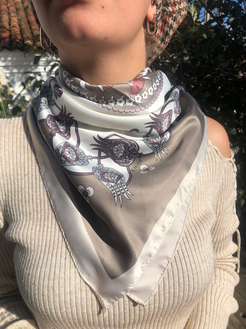 Ottoman Turkish Tulip Mosaic Scarf: Silky Boho Headscarf - Etsy