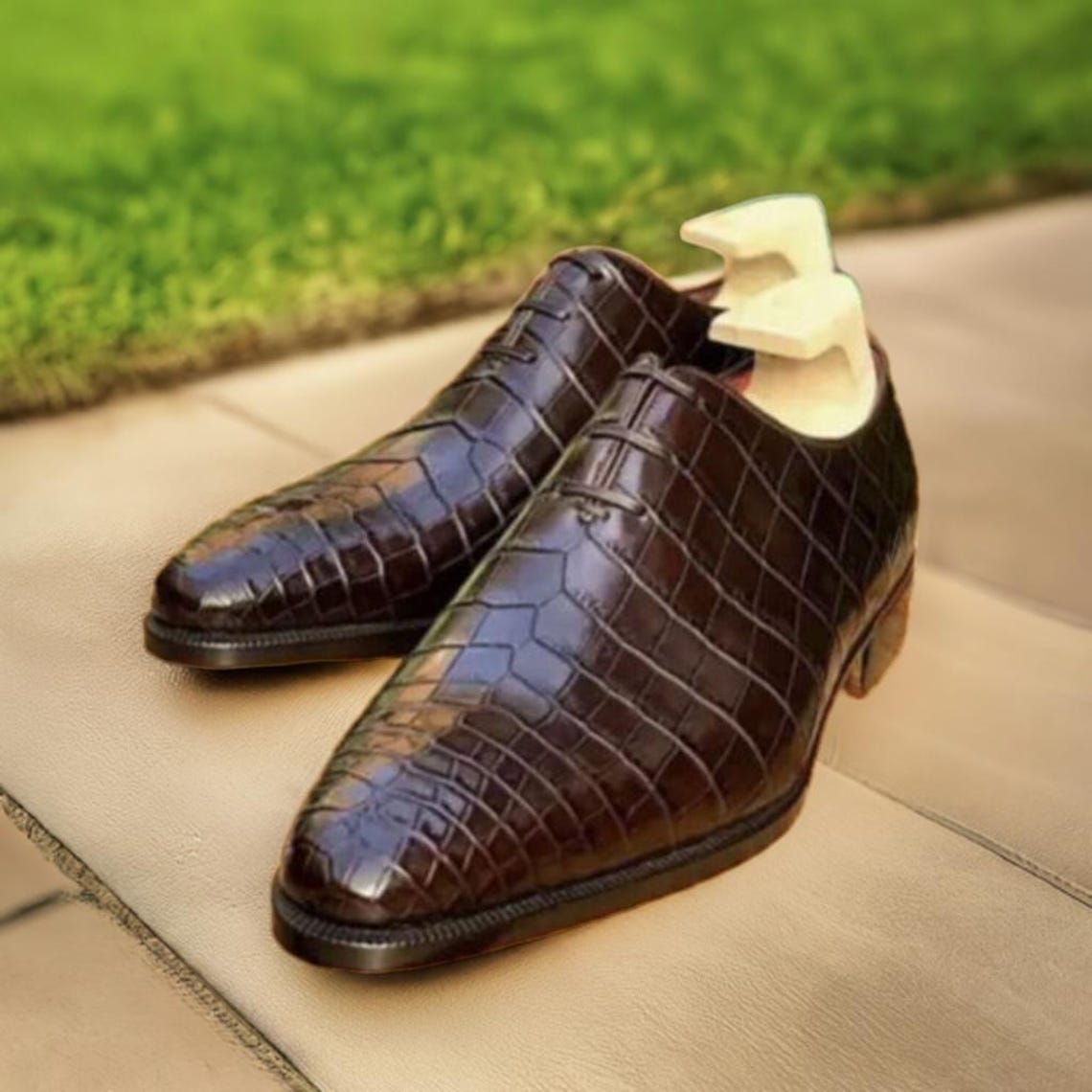 Handmade Leather Alligator Textured Brown Wholecut Shoes for Men's ...