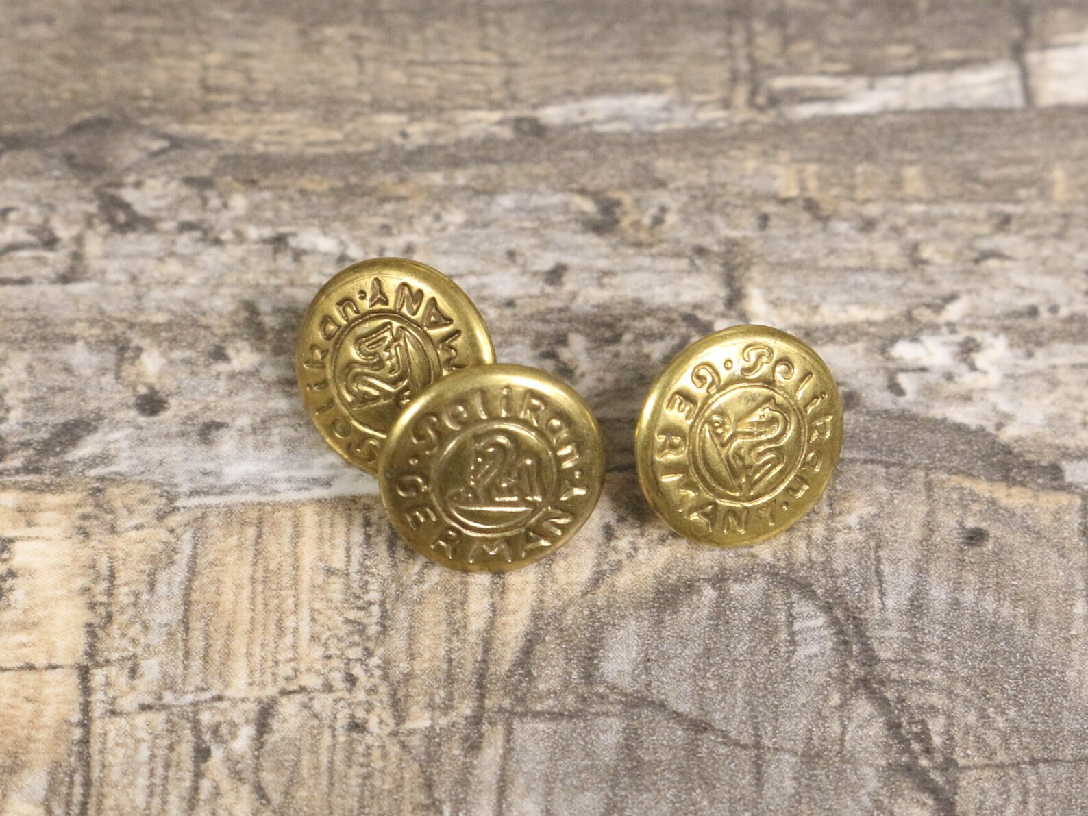 Vintage Pelikan Wall Pins in Original Tin 60s - Etsy