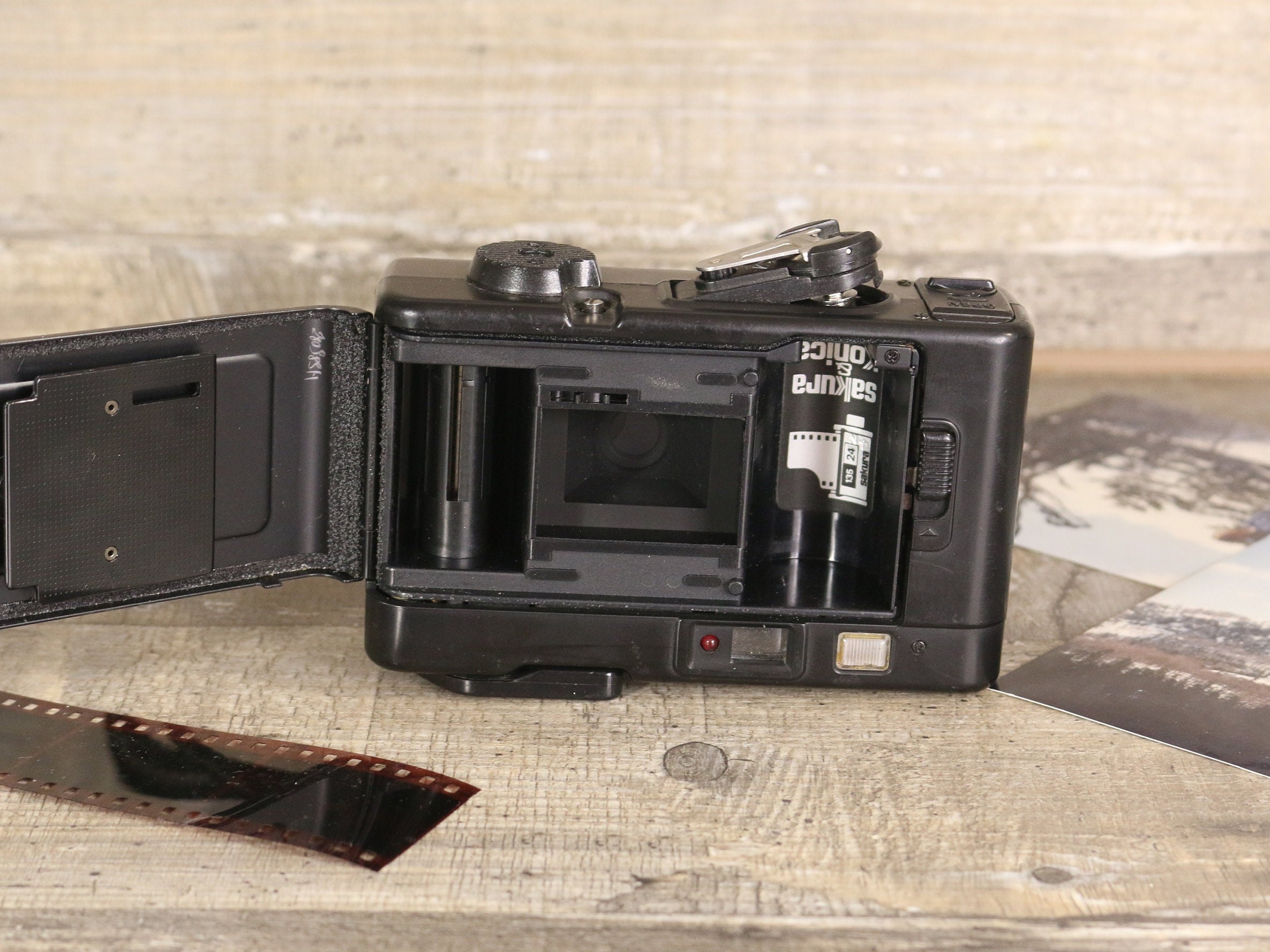 Working Konica Pop Cult 80s Camera 35mm Film Automatic Point and Shoot ...