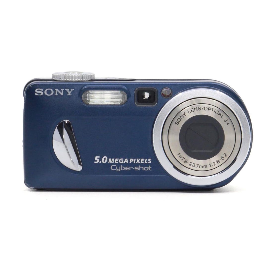 Sony Cyber-shot DSC-P12 Blue With Charger europe/america Adapter, Battery, Memory Card, Strap ...
