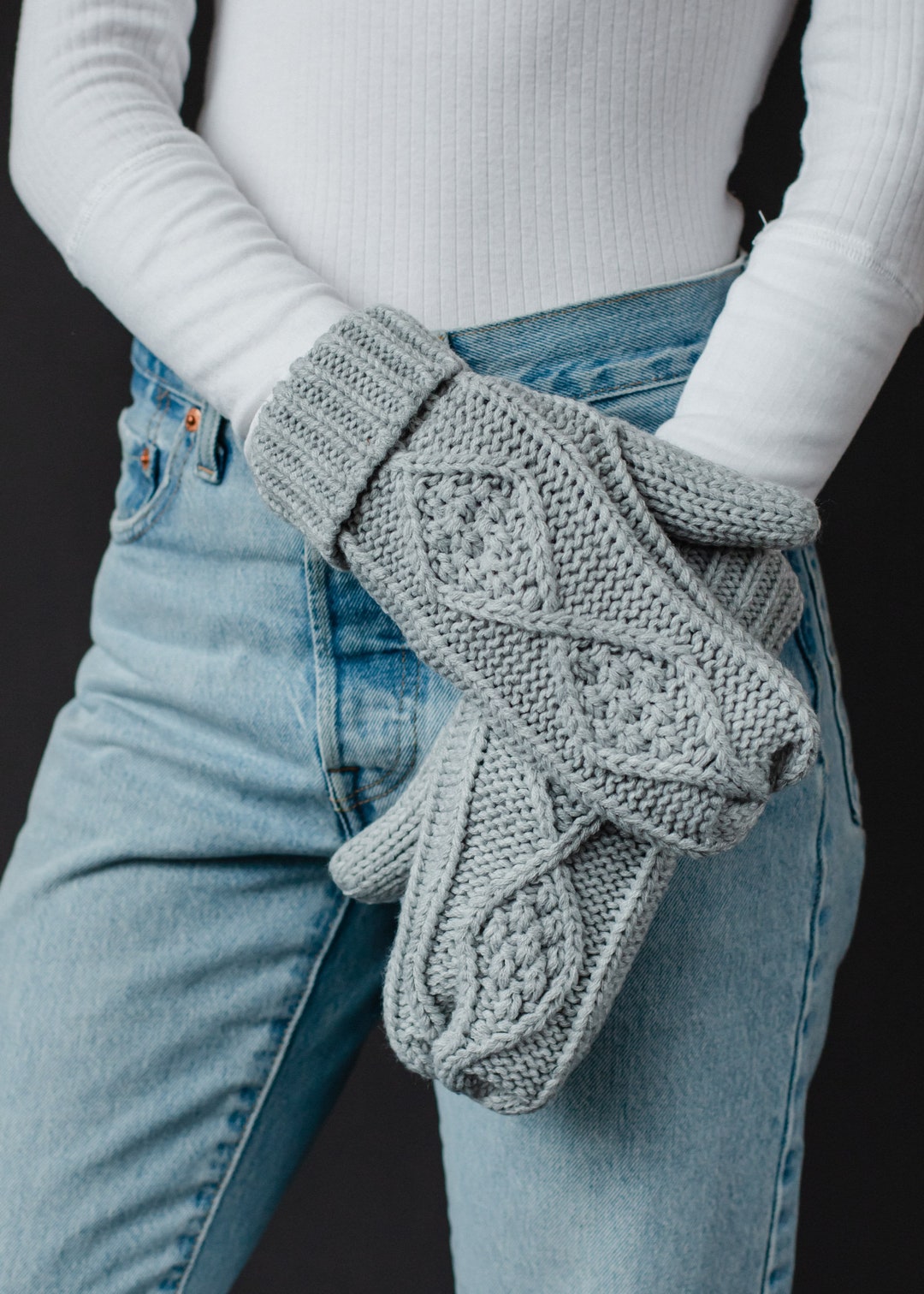 Light Gray Cable Knit Mittens | Fleece Lined Mittens | Winter ...