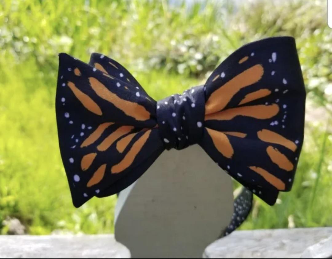 Monarch Butterfly Bow Tie Self Tie - Etsy