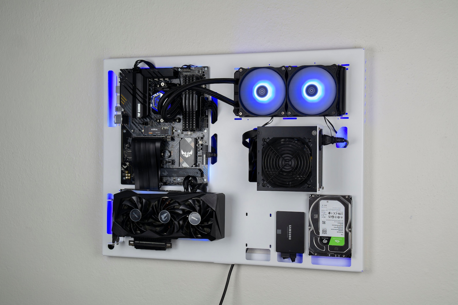 Wall Computer, Computer Wall Mount, Space Case, Open Case, Full ATX ...