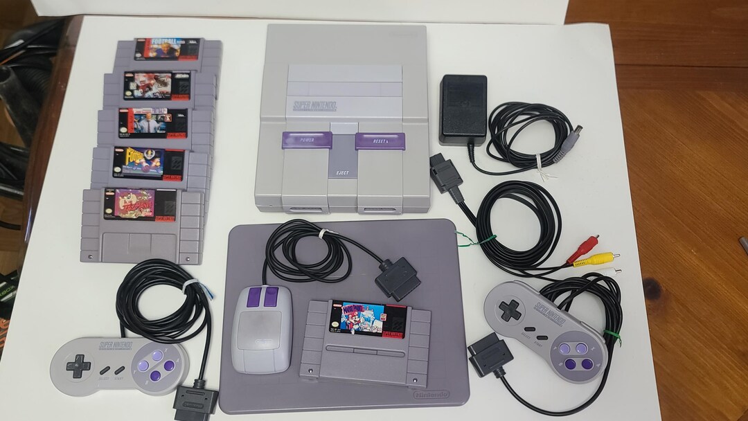 Super Nintendo SNES System With Console, Controllers, Cables and Games ...