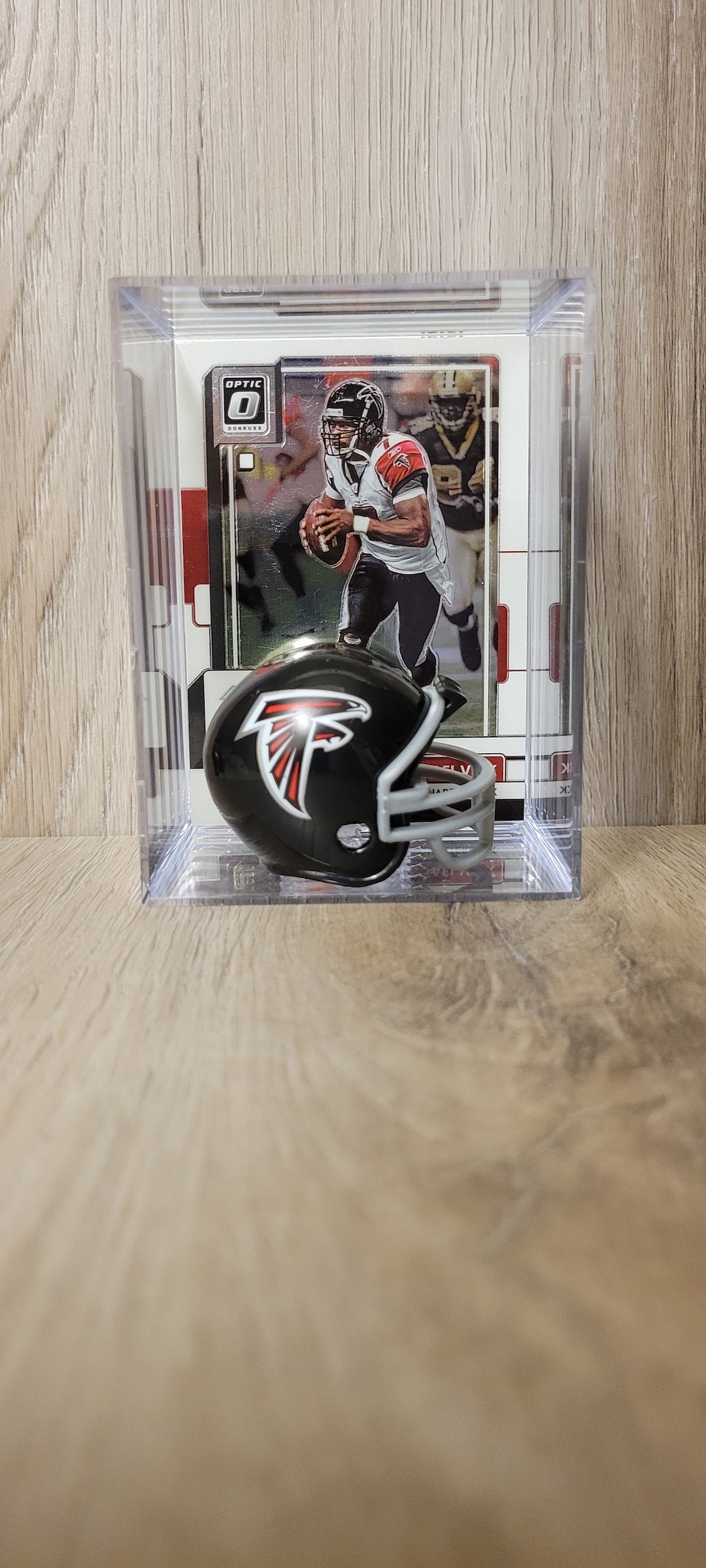 Atlanta Falcons Michael Vick Mini Helmet Sports Box, Collectible ...