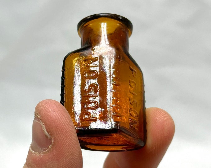 Vintage Eli Lilly Poison Bottle Smallest Size, BIM - Etsy