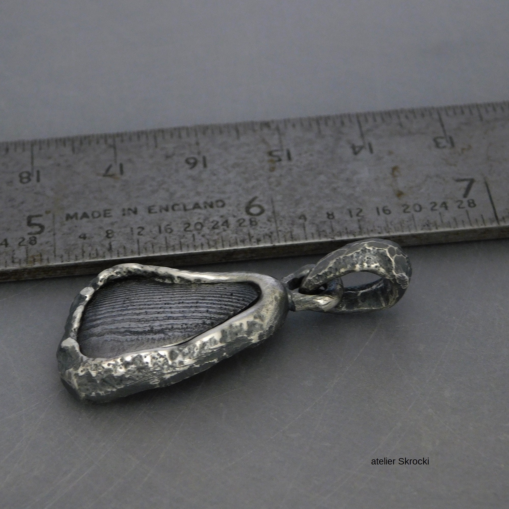 Silver Pendant With Damascus Steel Splinter From Leopard Tank - Etsy