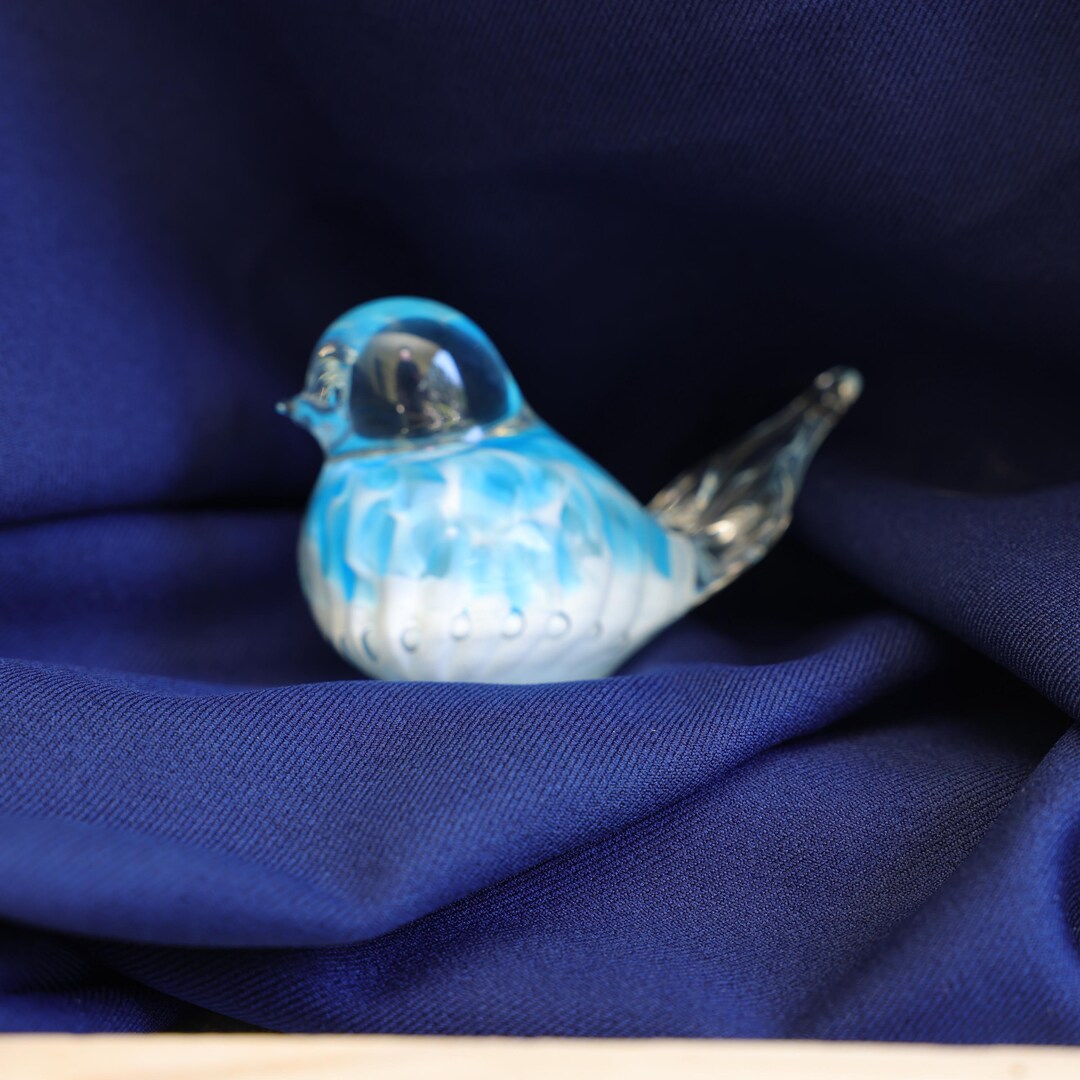 Hand May Crystal Bird Stamped Joe St Clair (5) - Etsy