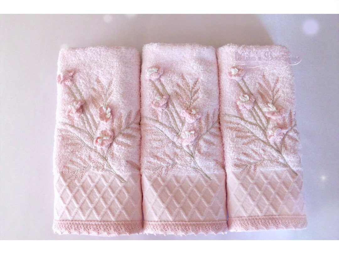Small Hand/fingertip Towels, Set of 3. Pink Victorian Shabby Chic ...
