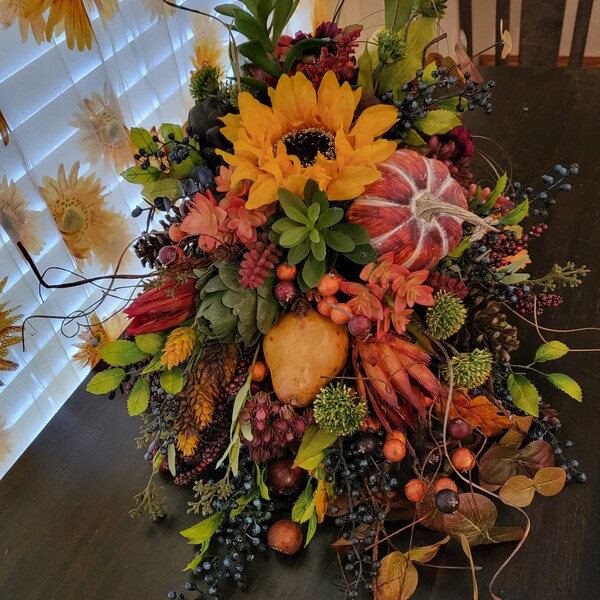Cornucopia Centerpiece - Etsy