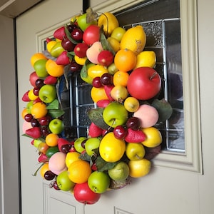 20" Handmade Fruit Wreath - Etsy